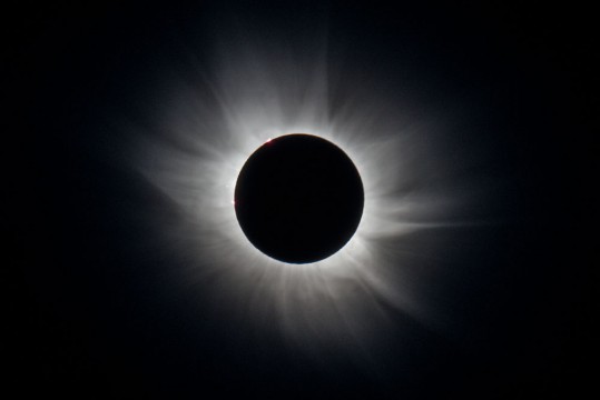 Detailed Corona and Prominence's - Svalbard Eclipse - Sky & Telescope