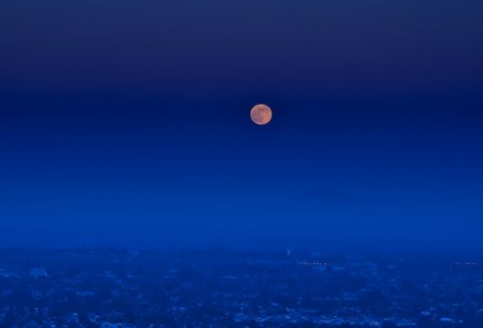 Strawberry Full Moon - Sky & Telescope - Sky & Telescope