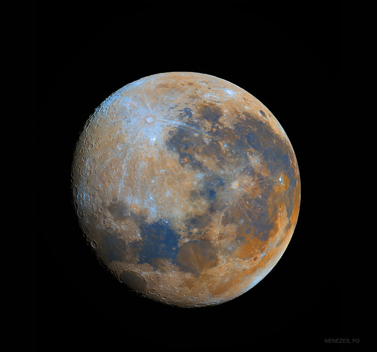 MOON 95% SATURATION - Sky & Telescope - Sky & Telescope