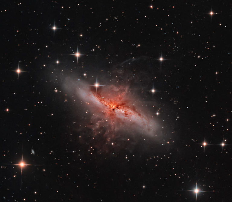 m82 in HaLRGB - Sky & Telescope - Sky & Telescope