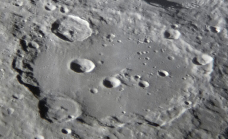 Clavius Crater captured from a mirrorless digital camera - Sky ...