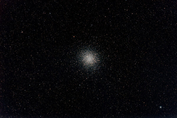 M22 - Closest Globular Cluster to Earth - Sky & Telescope - Sky & Telescope