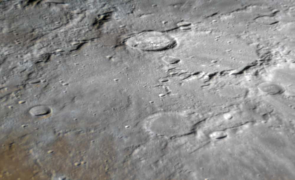 A trip through the moon - Sky & Telescope - Sky & Telescope