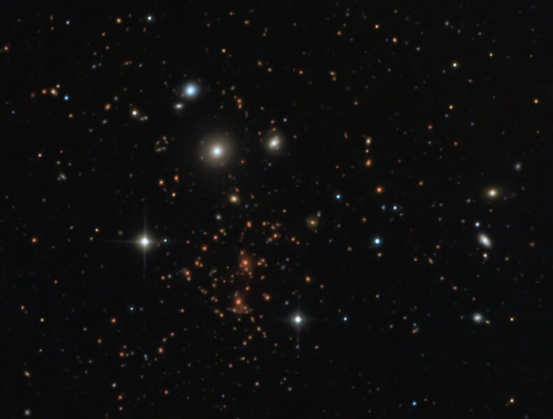 Abell 370 Galaxy Cluster and The Dragon – 5 billion light years - Sky ...