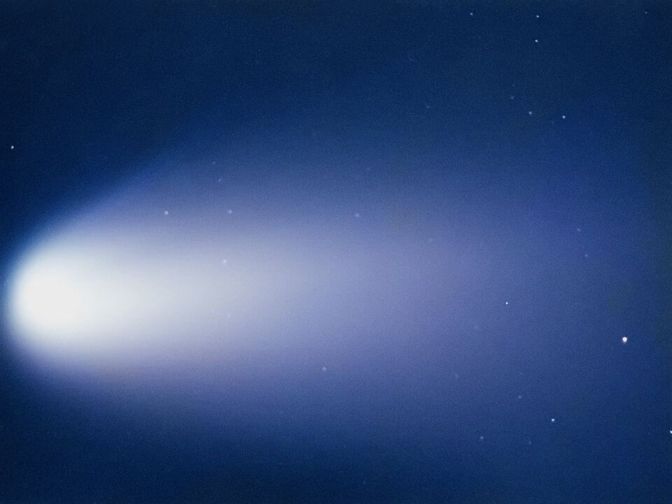 Comet Hale-Bopp in March, 1997 - Sky & Telescope - Sky & Telescope