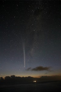 A Christmas Comet | Melissa Hulbert - Sky & Telescope - Sky & Telescope