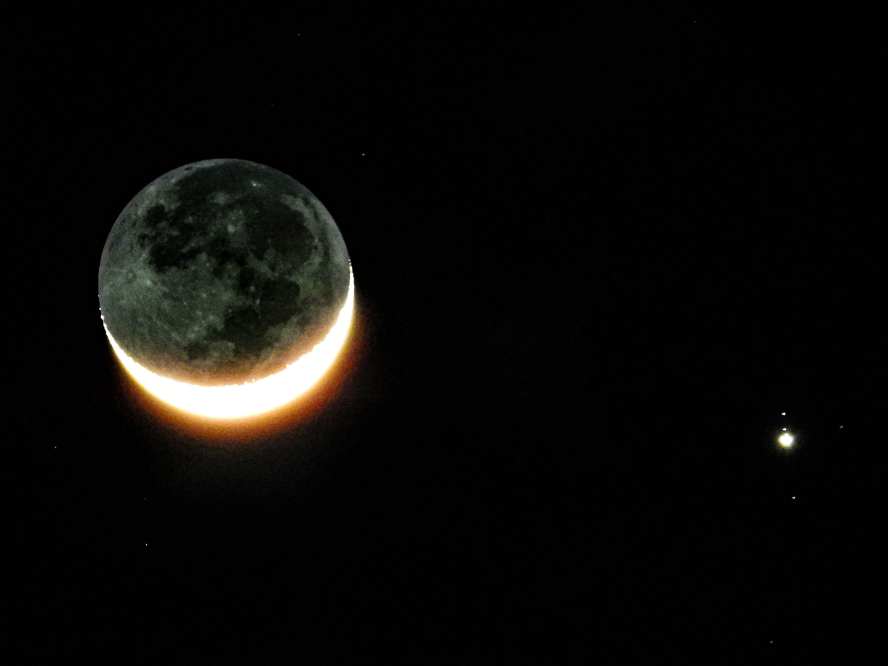 Moon/Jupiter Conjunction - Sky & Telescope - Sky & Telescope