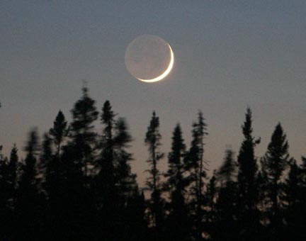 Earthshine, the Moon's Darker Side - Sky & Telescope - Sky & Telescope