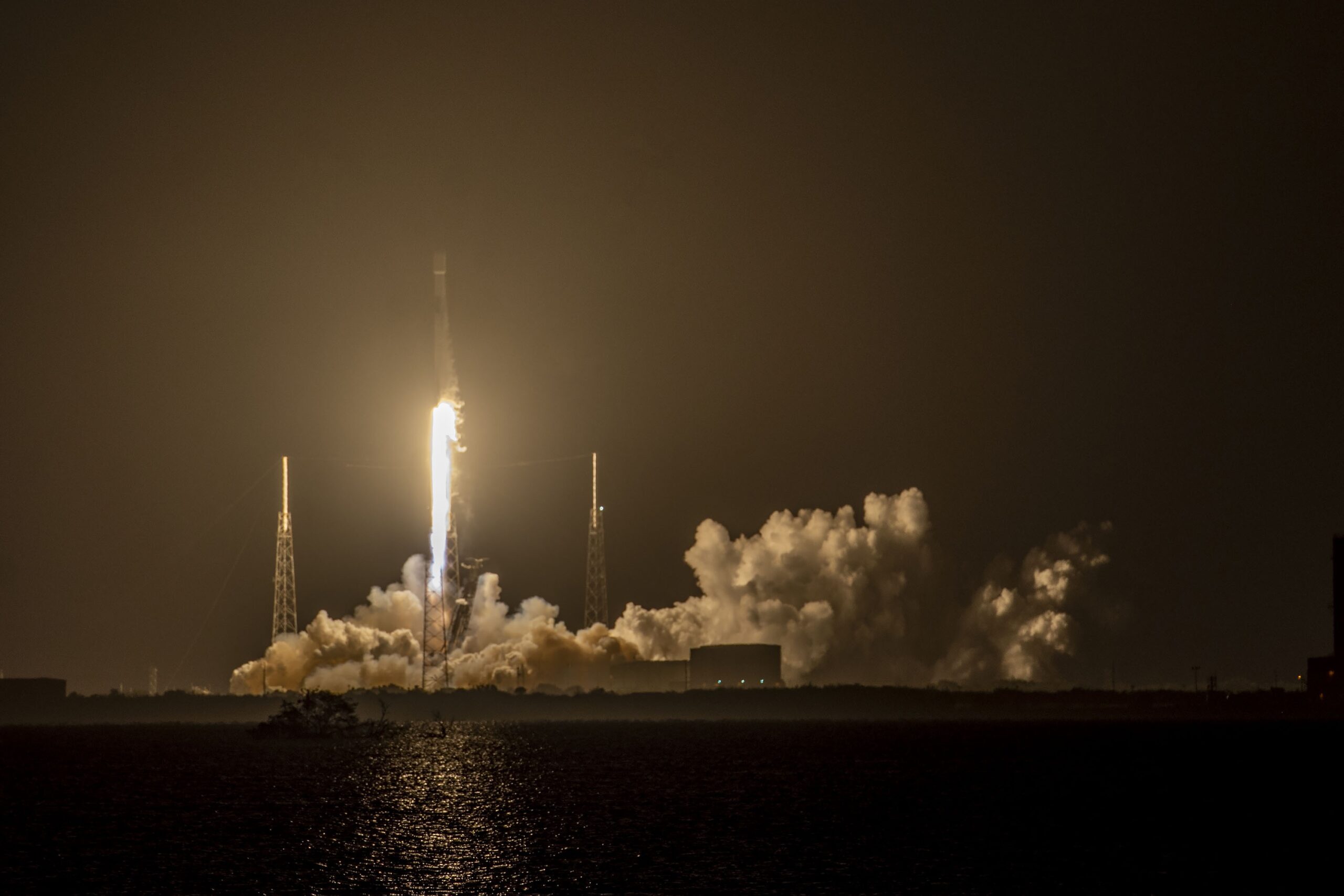 Trio Of Spacecraft Launch For The Moon Sky And Telescope Sky And Telescope