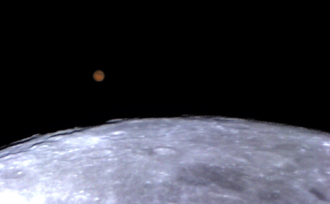 Moon and Mars conjunction 2 - Sky & Telescope - Sky & Telescope