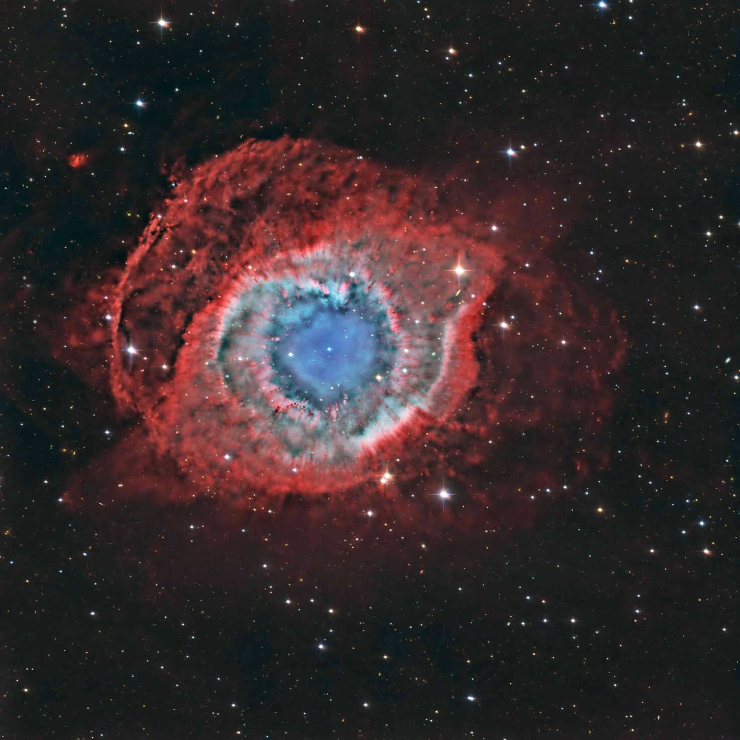 Helix Nebula NGC 7293 - Sky & Telescope - Sky & Telescope