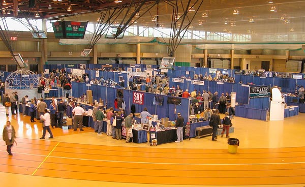 Astronomers Flock to New York for NEAF - Sky & Telescope