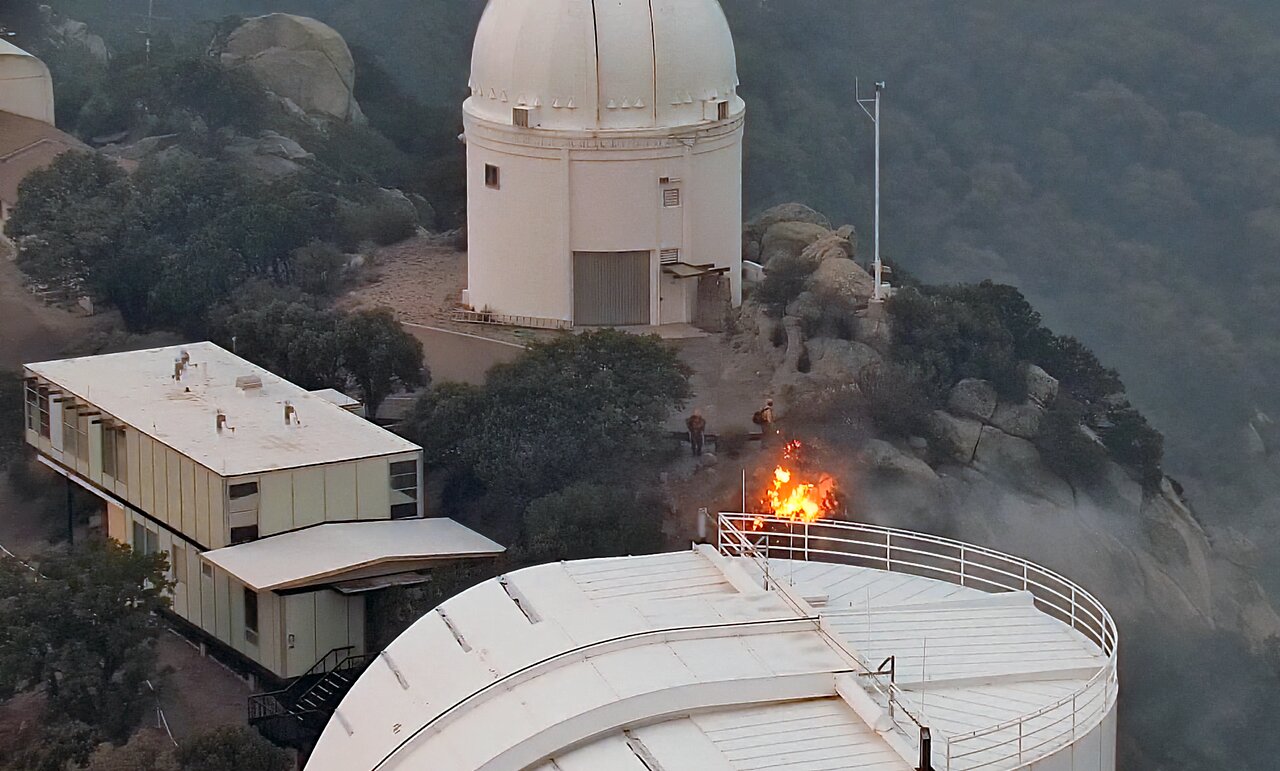 Wildfire Threatens Kitt Peak National Observatory - Sky & Telescope ...